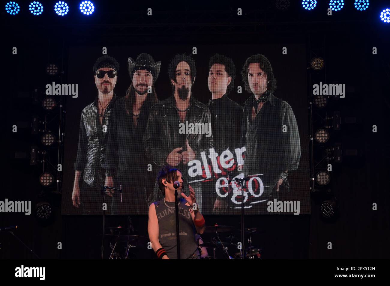 A rock band alter ego on stage at Fremont Street in Las Vegas Stock ...