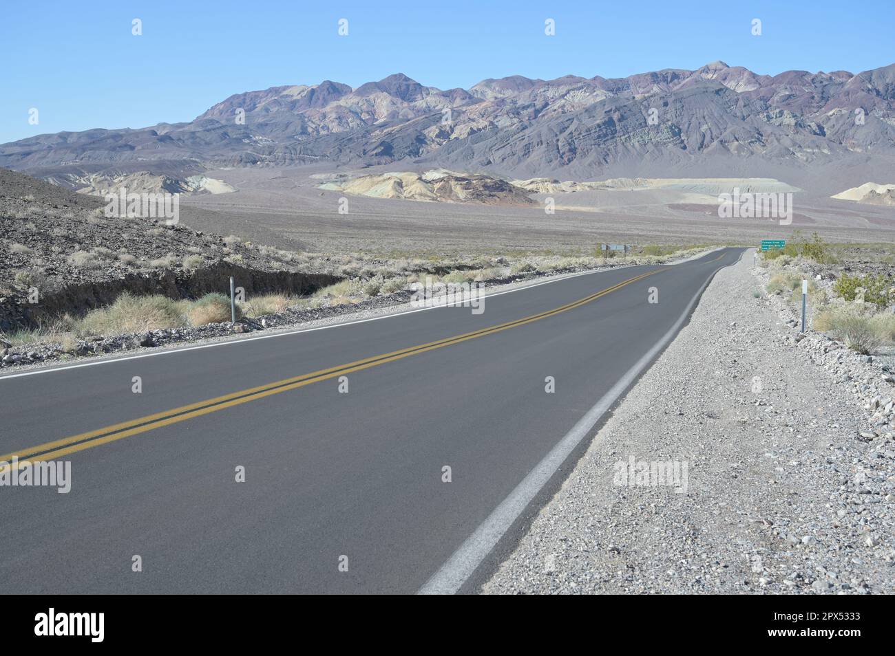 A highway on route to Death Valley in America Stock Photo - Alamy