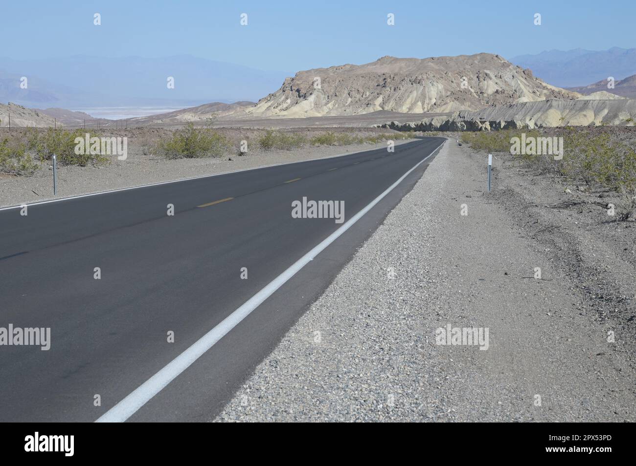 A highway on route to Death Valley in America Stock Photo - Alamy
