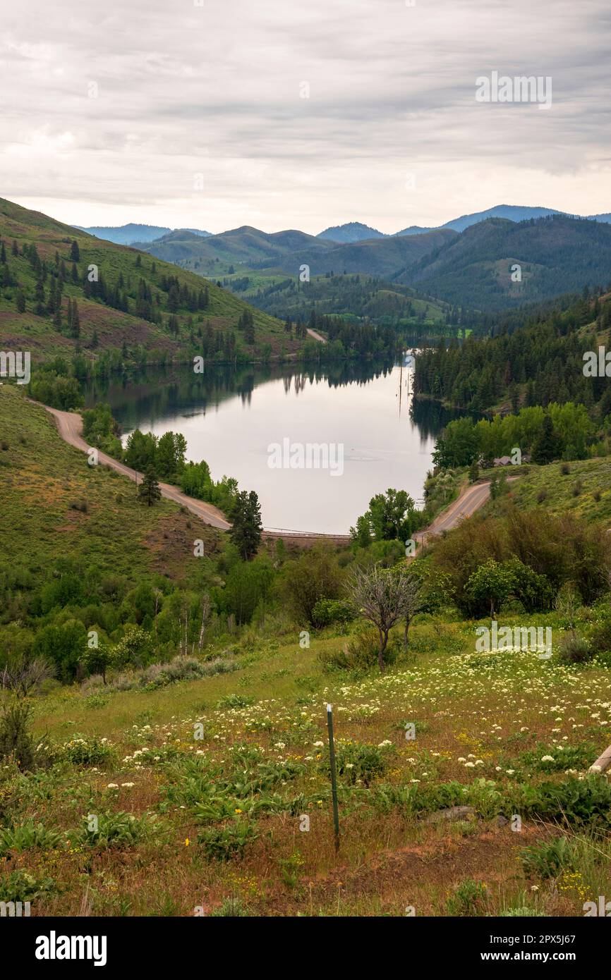 A vertical view of Patterson Lake and Cascade mountains near Winthrop ...