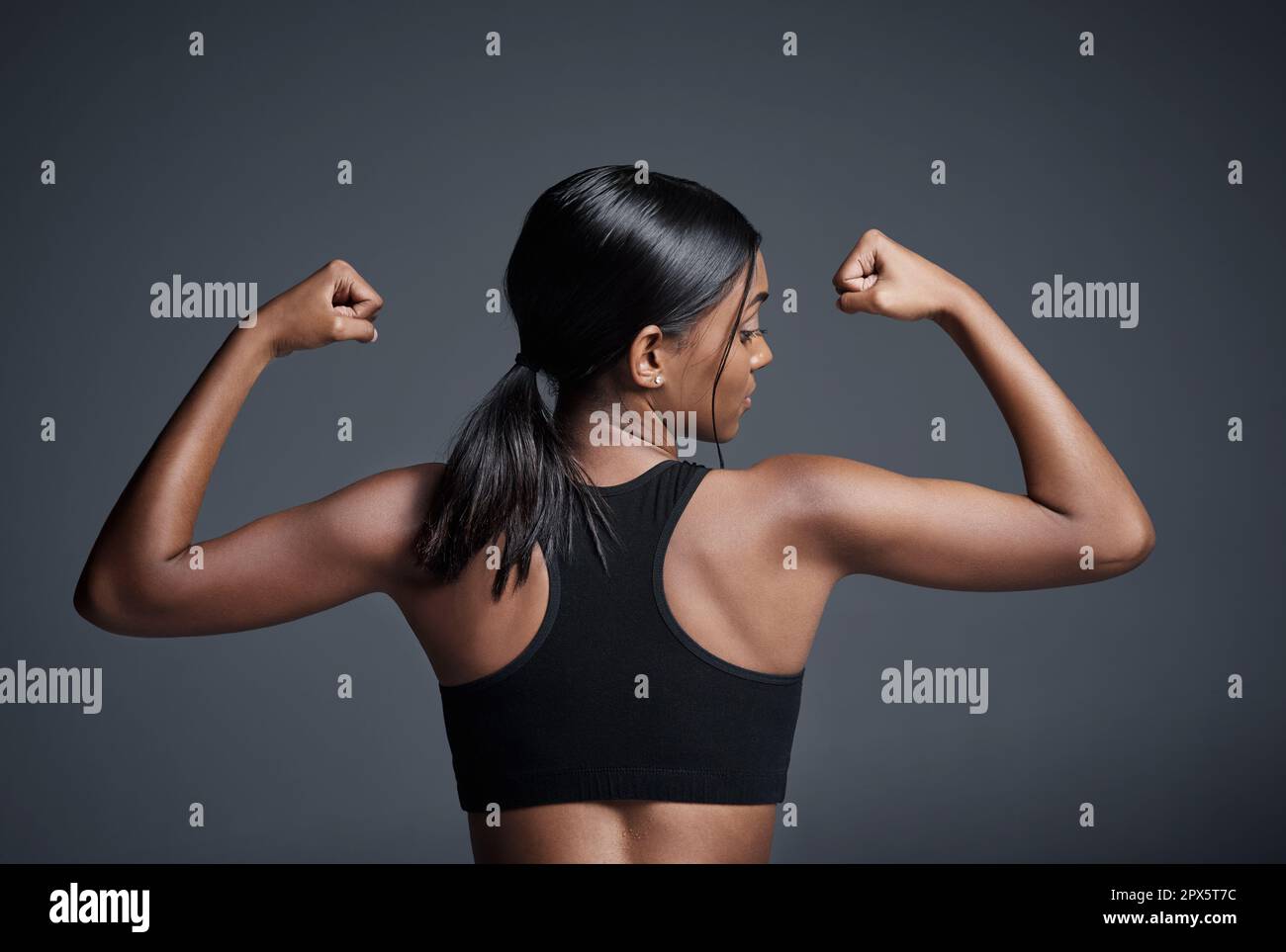 Woman with back turned to camera hi-res stock photography and images ...