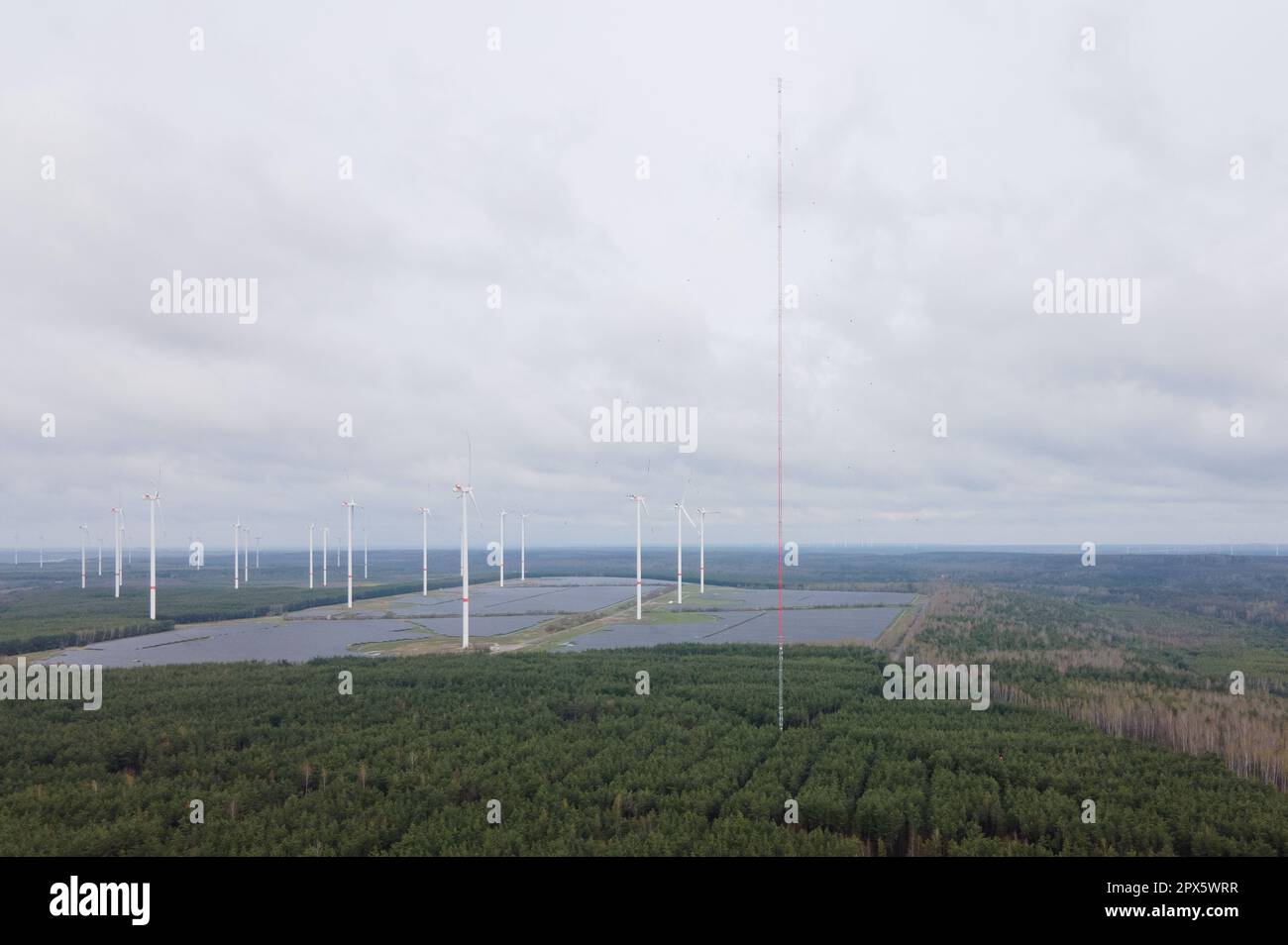 Tower of 300 meters hi-res stock photography and images - Alamy