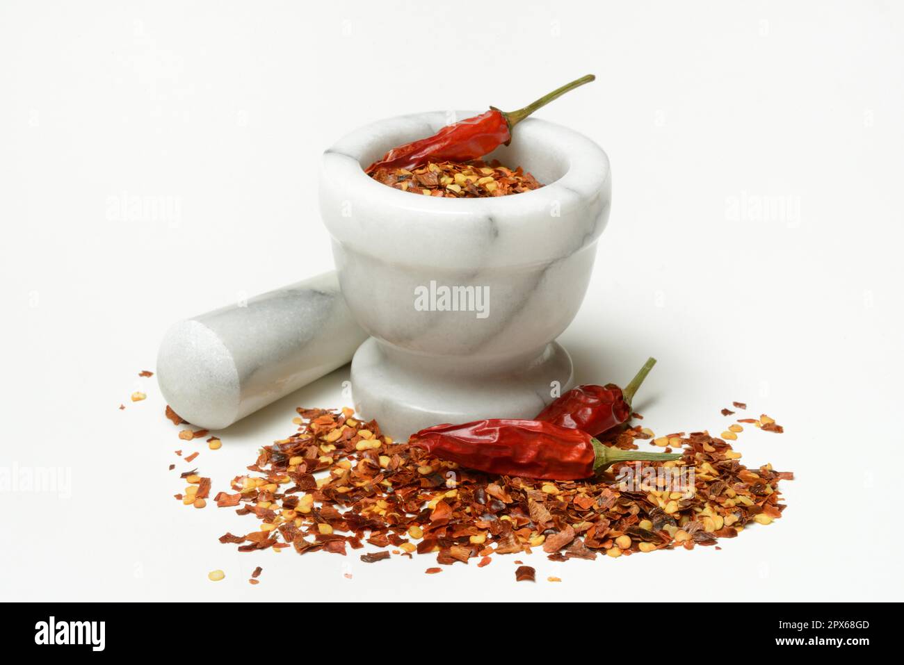 Chilli, dried chilli peppers (Capsicum) and chilli flakes annuum Stock ...