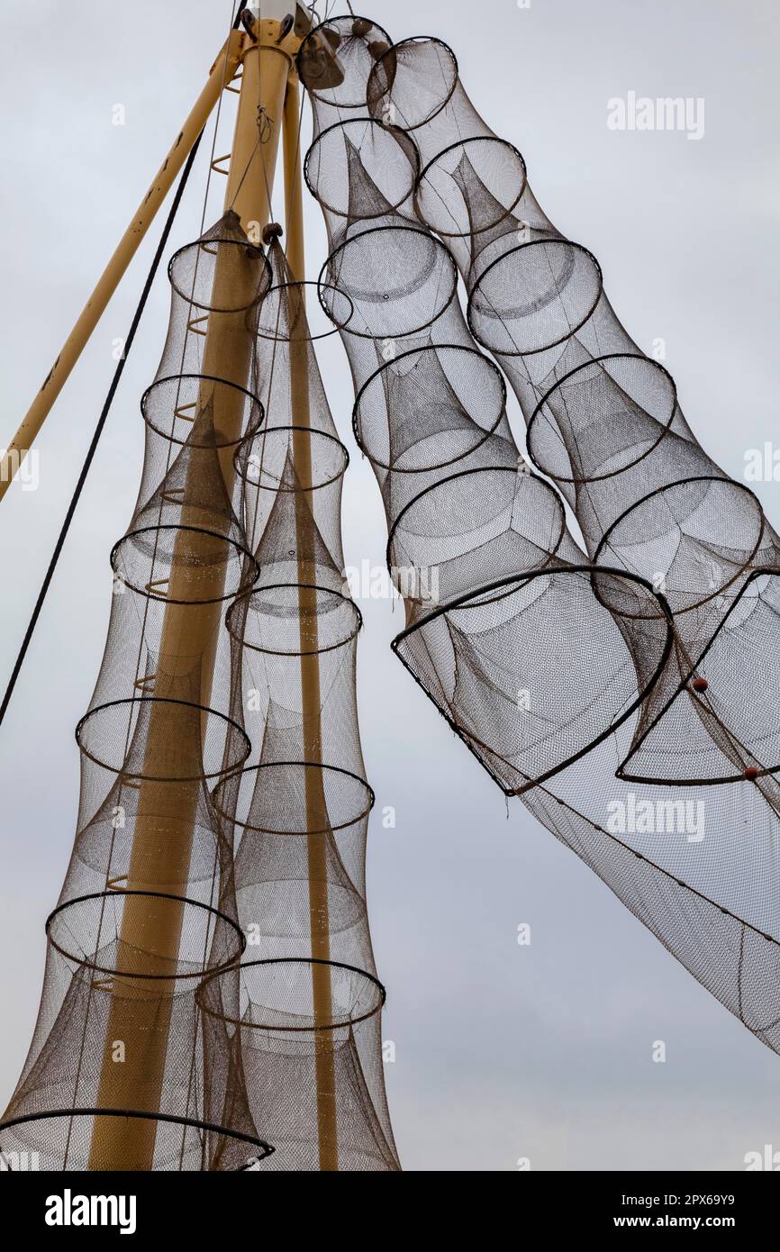 Fish trap traps hi-res stock photography and images - Alamy