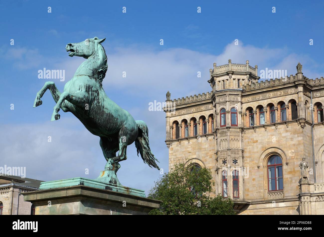 bronze statue of the Saxon Steed in front of Leibniz University in ...