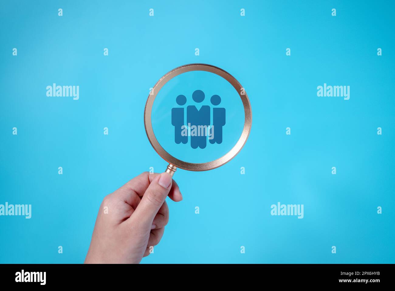 Teamwork and human resource management, People with teamwork icon Stock ...