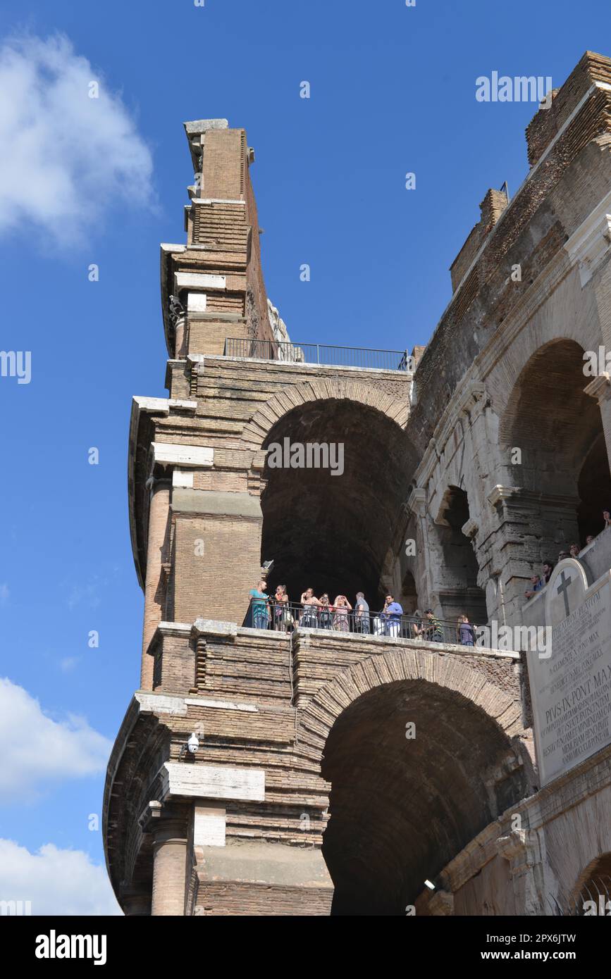 Colosseum, Piazza del Colosseo, Rome, Italy Stock Photo - Alamy
