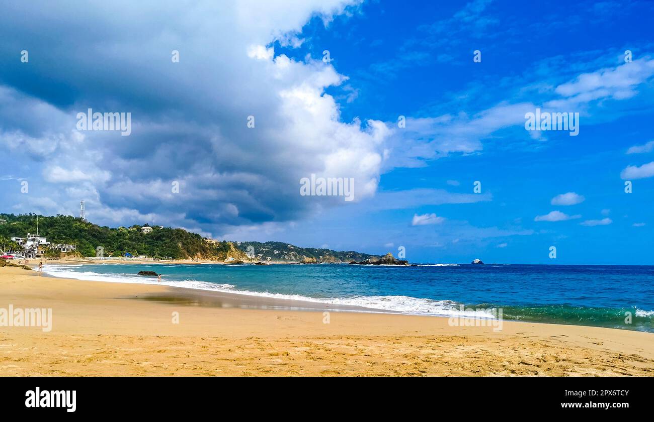 Playa mazunte mexico hi-res stock photography and images - Alamy