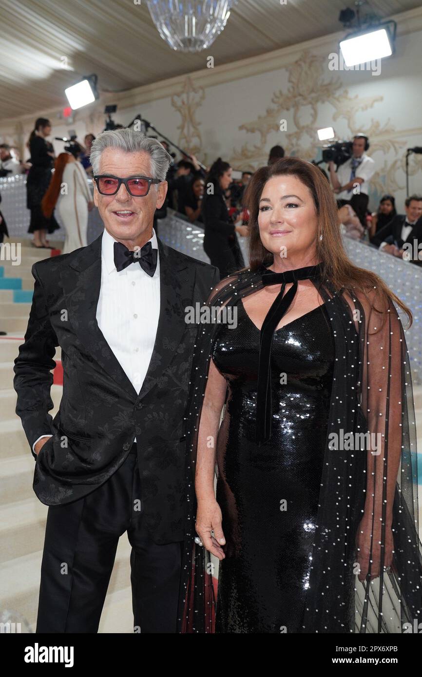 New York, NY, USA. 1st May, 2023. Pierce Brosnan, Keely Shaye Smith at ...