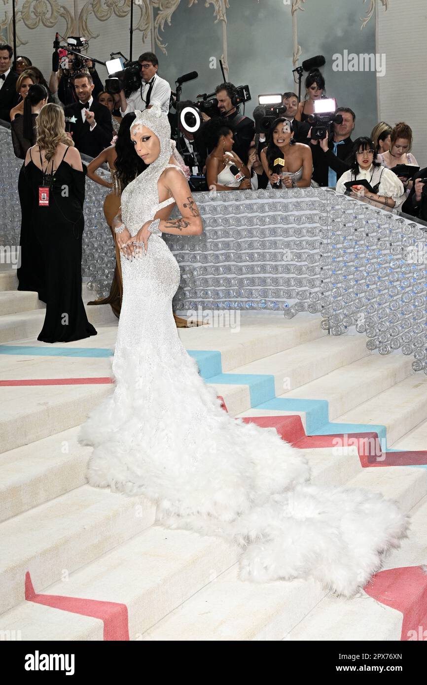 Doja cat met gala hi-res stock photography and images - Alamy