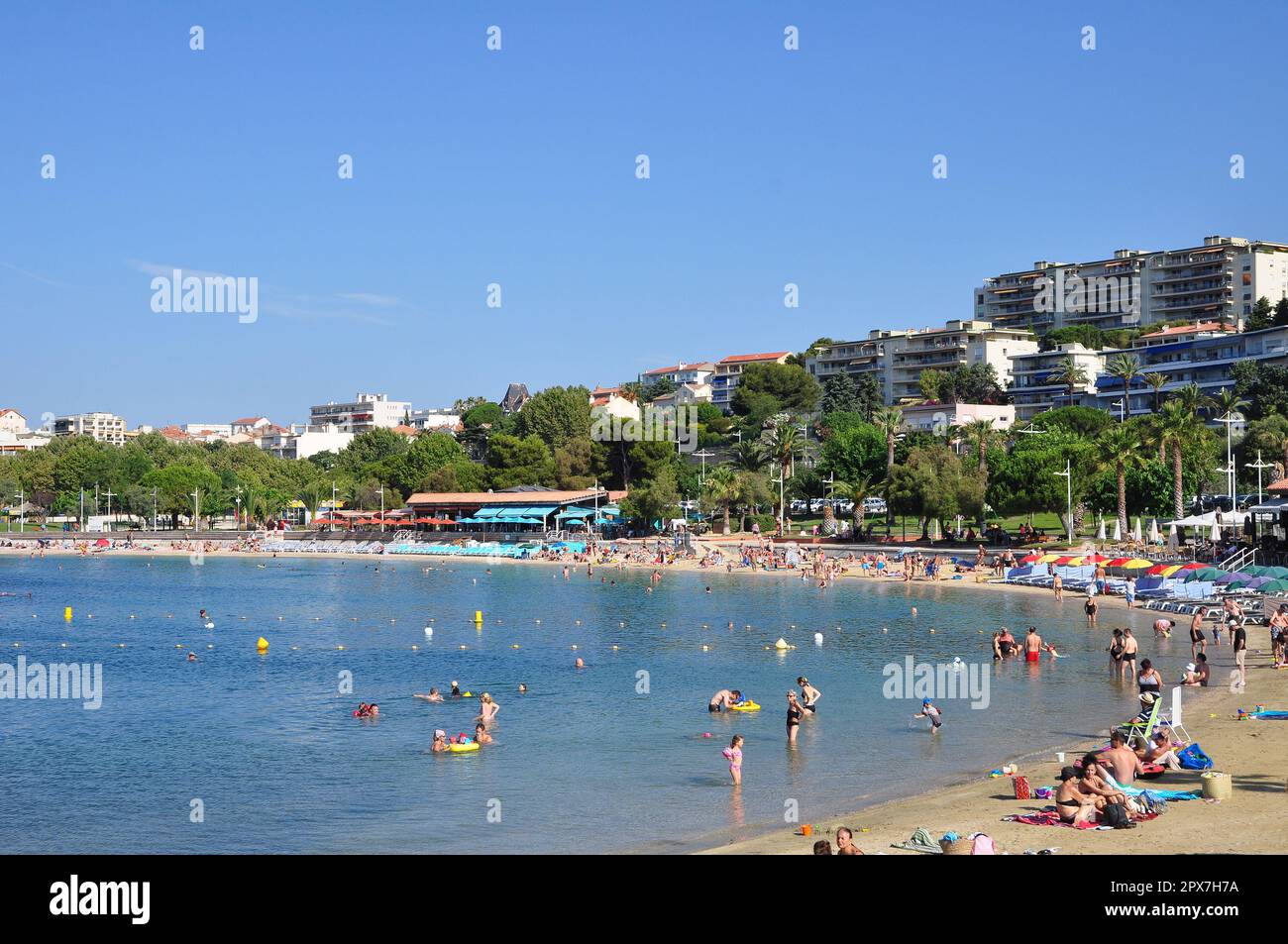 Mourillon beaches in Toulon in summer Stock Photo - Alamy