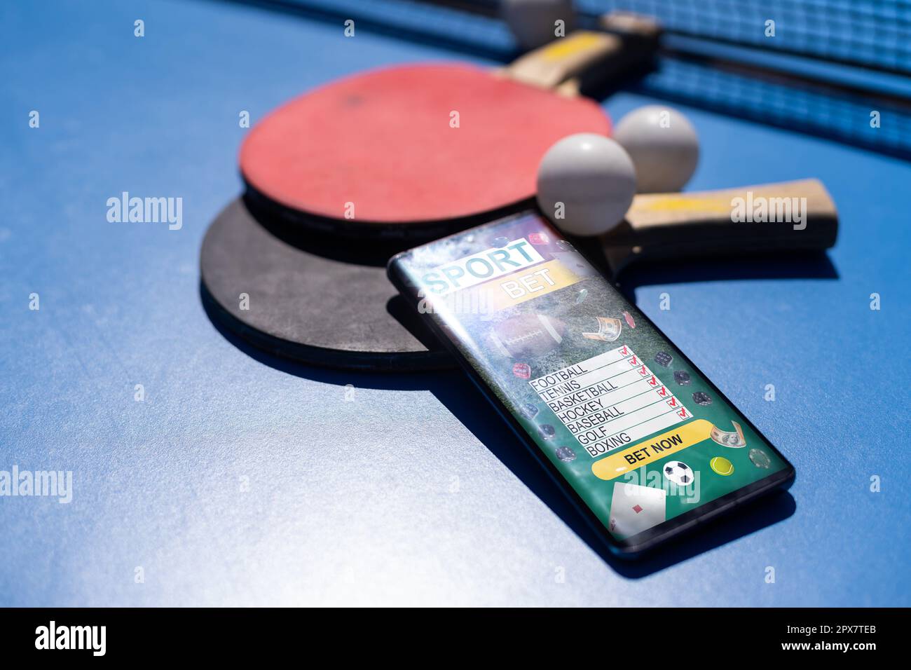 Pong game screen hi-res stock photography and images - Alamy