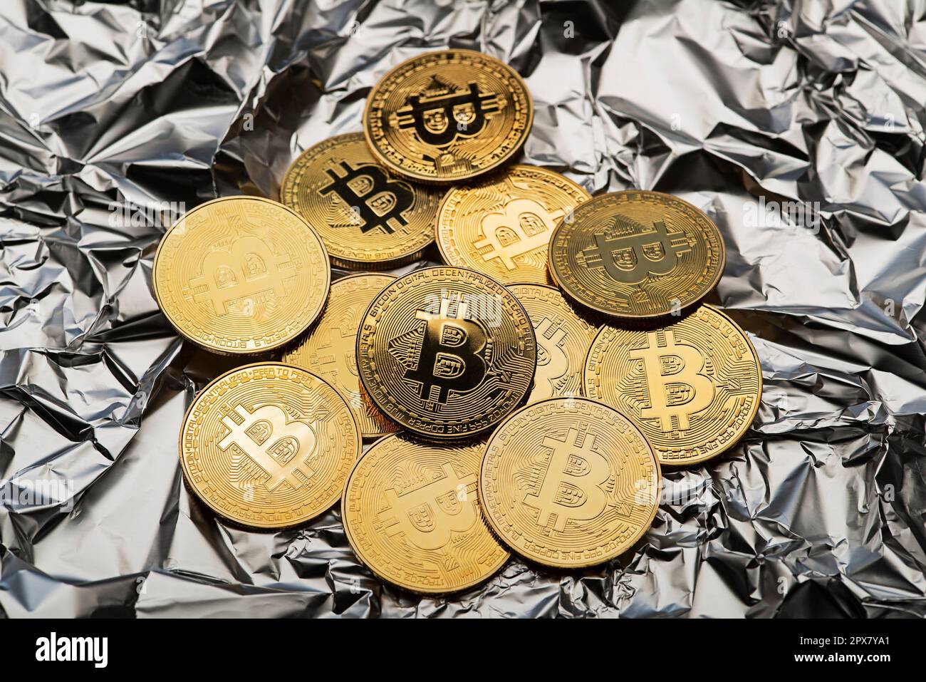 Silver foil block texture hi-res stock photography and images - Alamy