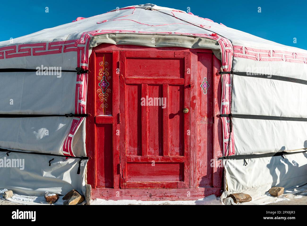 Yurt winter central asia hi-res stock photography and images - Alamy