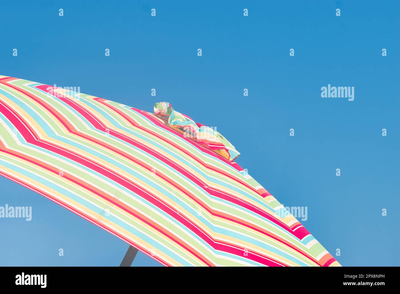 Stripes umbrella hi-res stock photography and images - Alamy