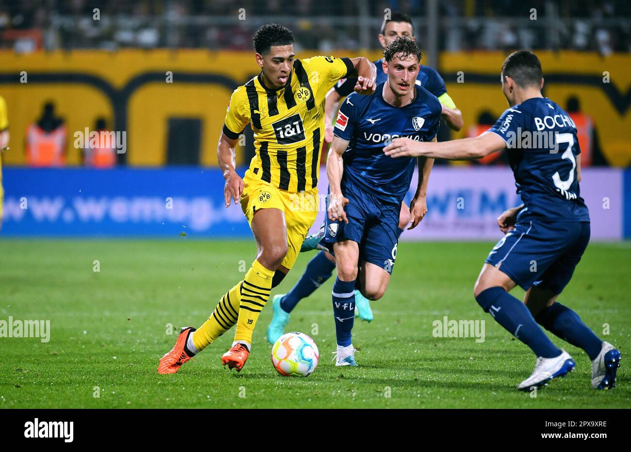 Bundesliga, Vonovia Ruhrstadion Bochum: VfL Bochum vs Borussia Dortmund ...