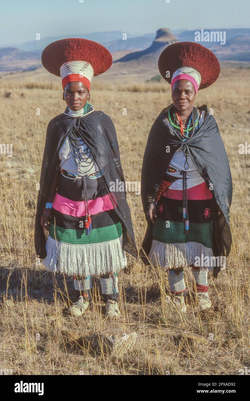 Kwazulu Natal South Africa May 2 2023 Two Zulu Woman In
