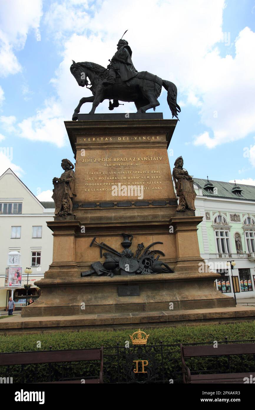 statue of George of Podiebrad (King of Bohemia Stock Photo - Alamy