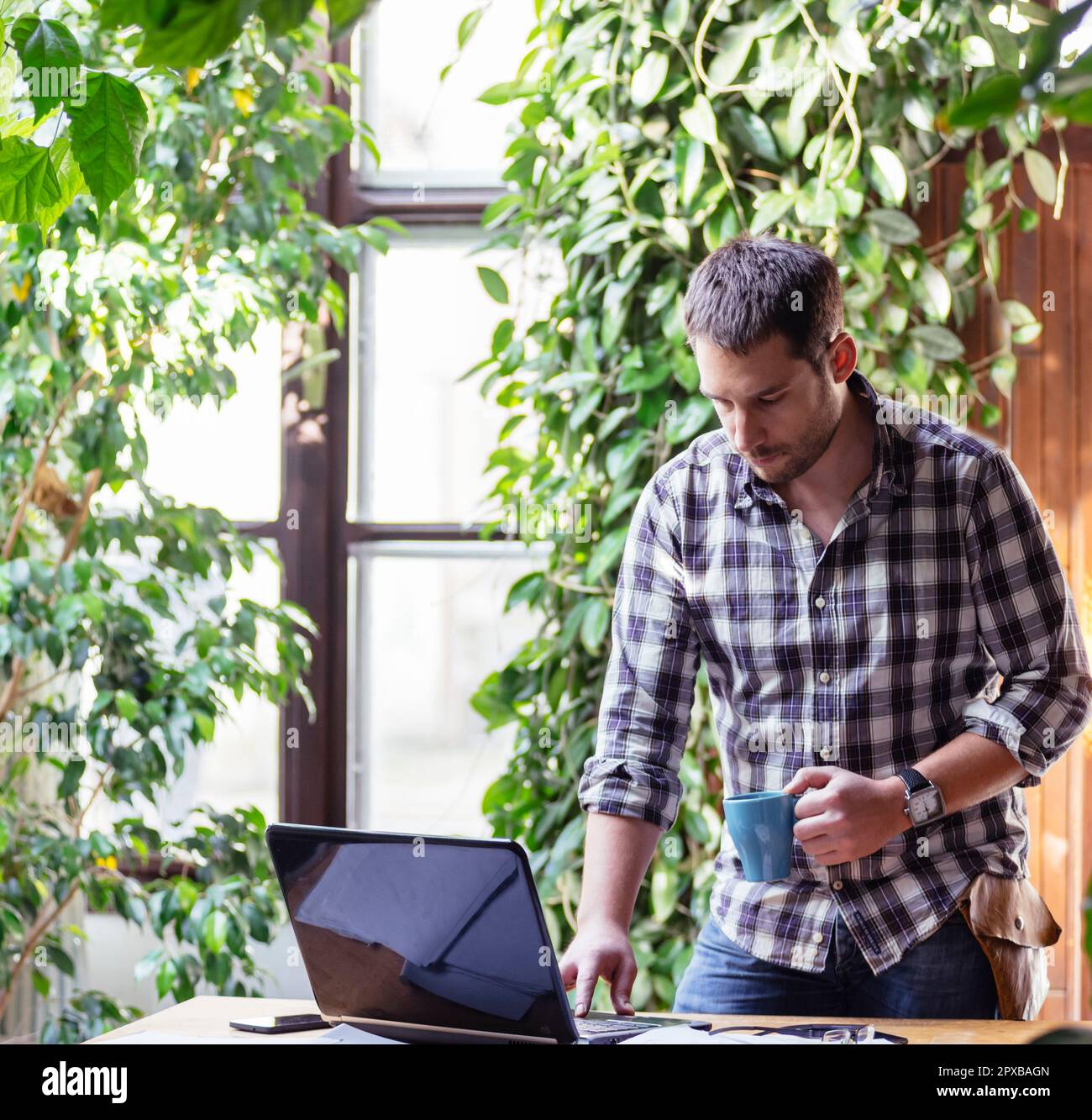 Pleasant working environment hi-res stock photography and images - Alamy