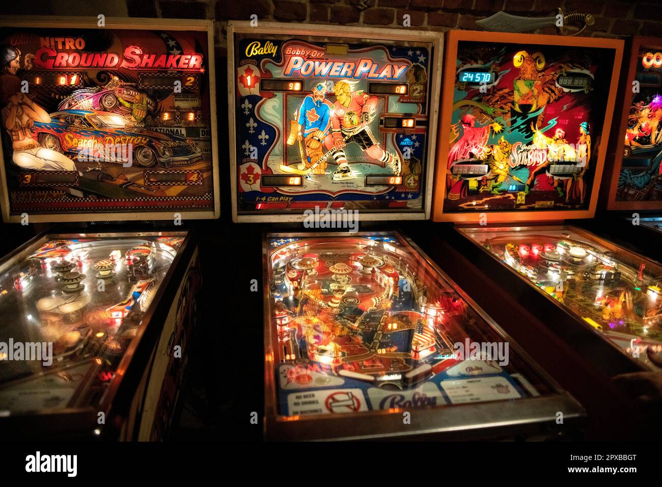 Pinball arcade culture hi-res stock photography and images - Alamy