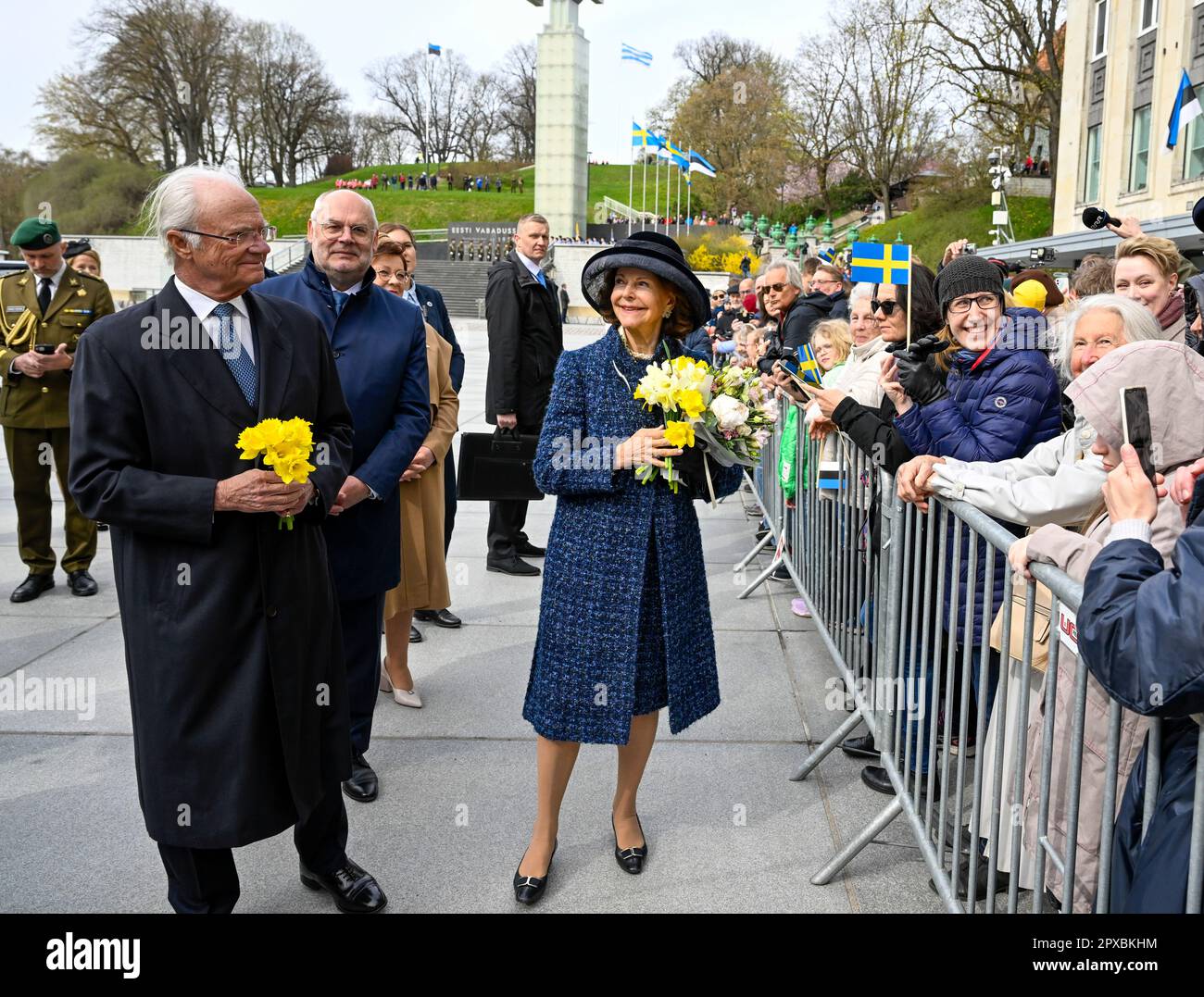 King Carl Gustaf and Queen Silvia during a welcome ceremony at Freedom ...