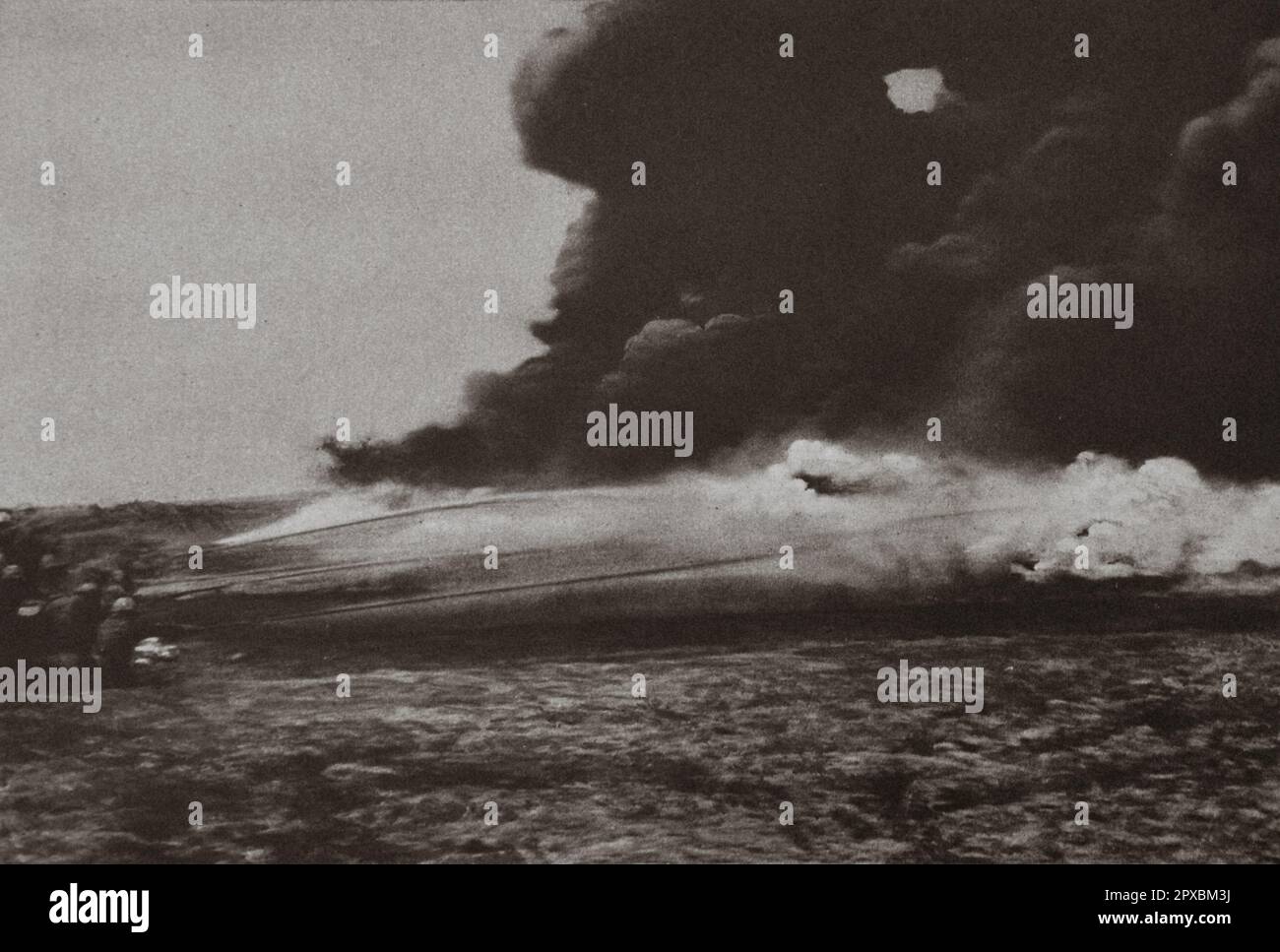 Flamethrower first world war hi-res stock photography and images - Alamy