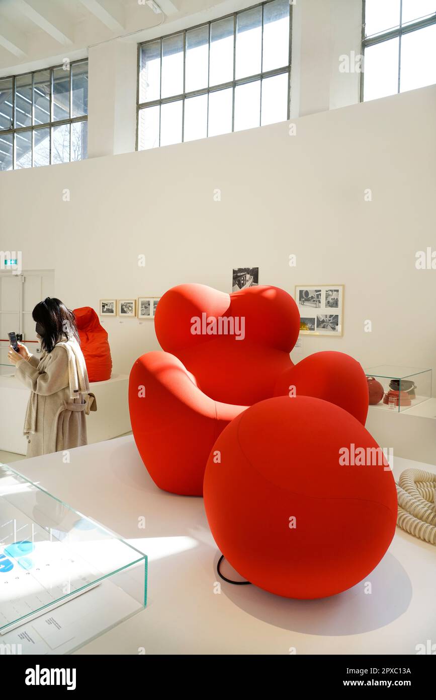 The Triennale collection of Italian design objects, The Triennale di ...