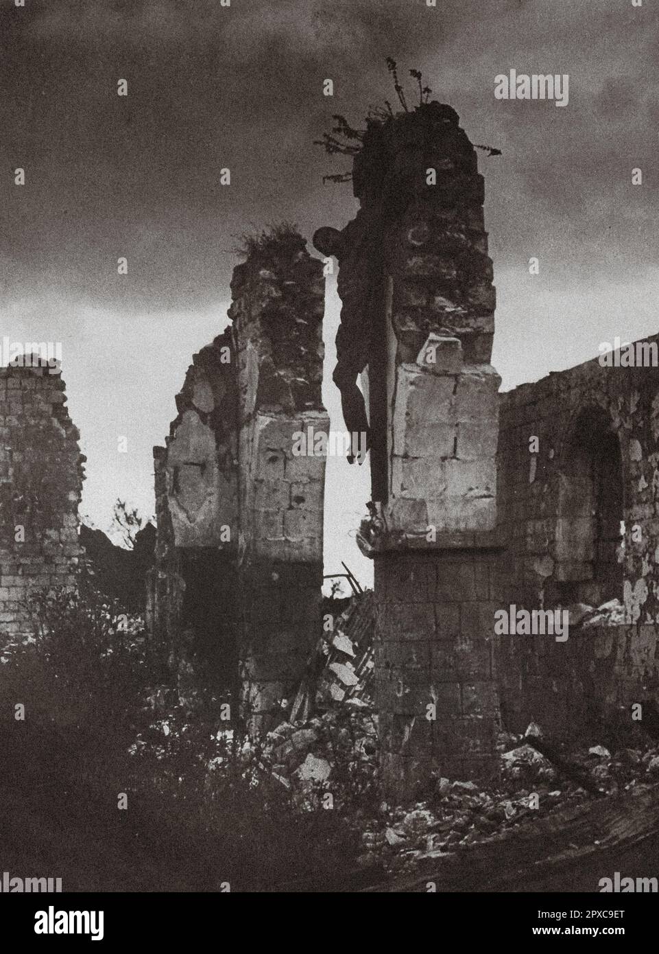 Ww1 church ruins hi-res stock photography and images - Alamy