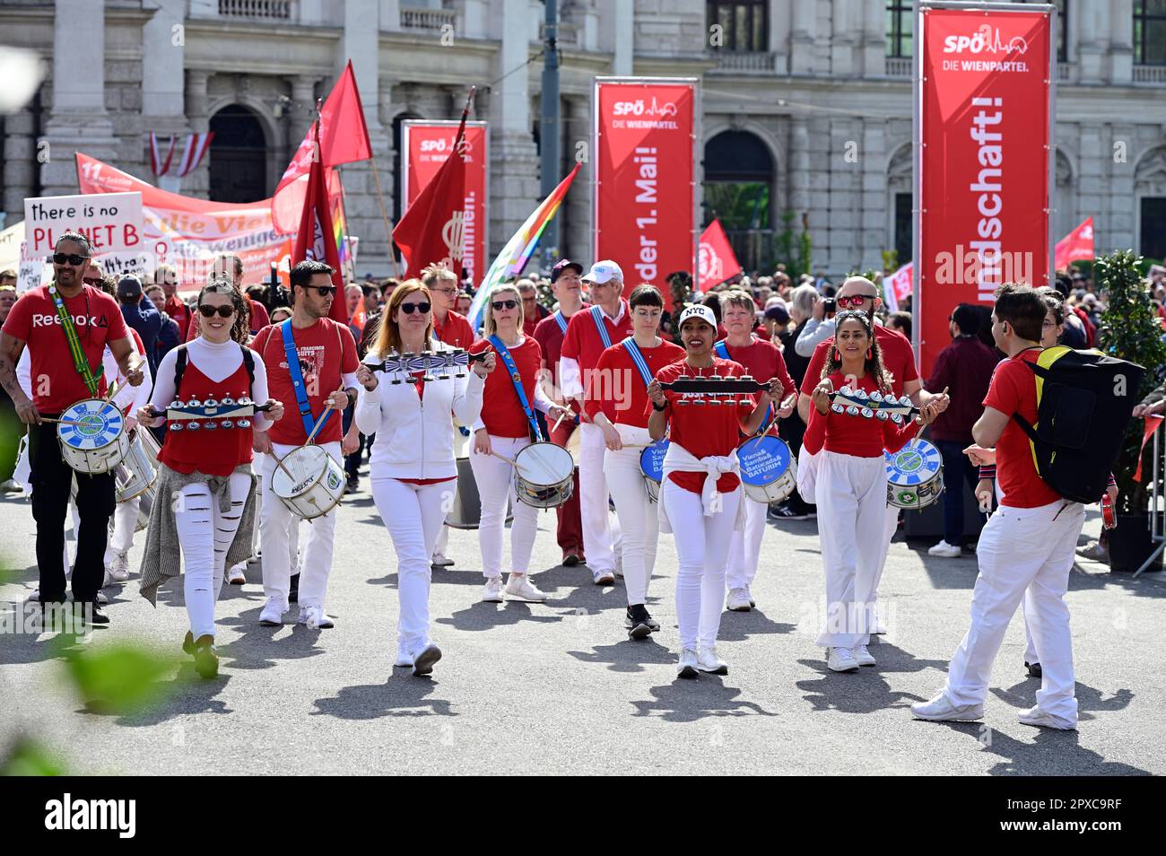 Samba group hi-res stock photography and images - Alamy