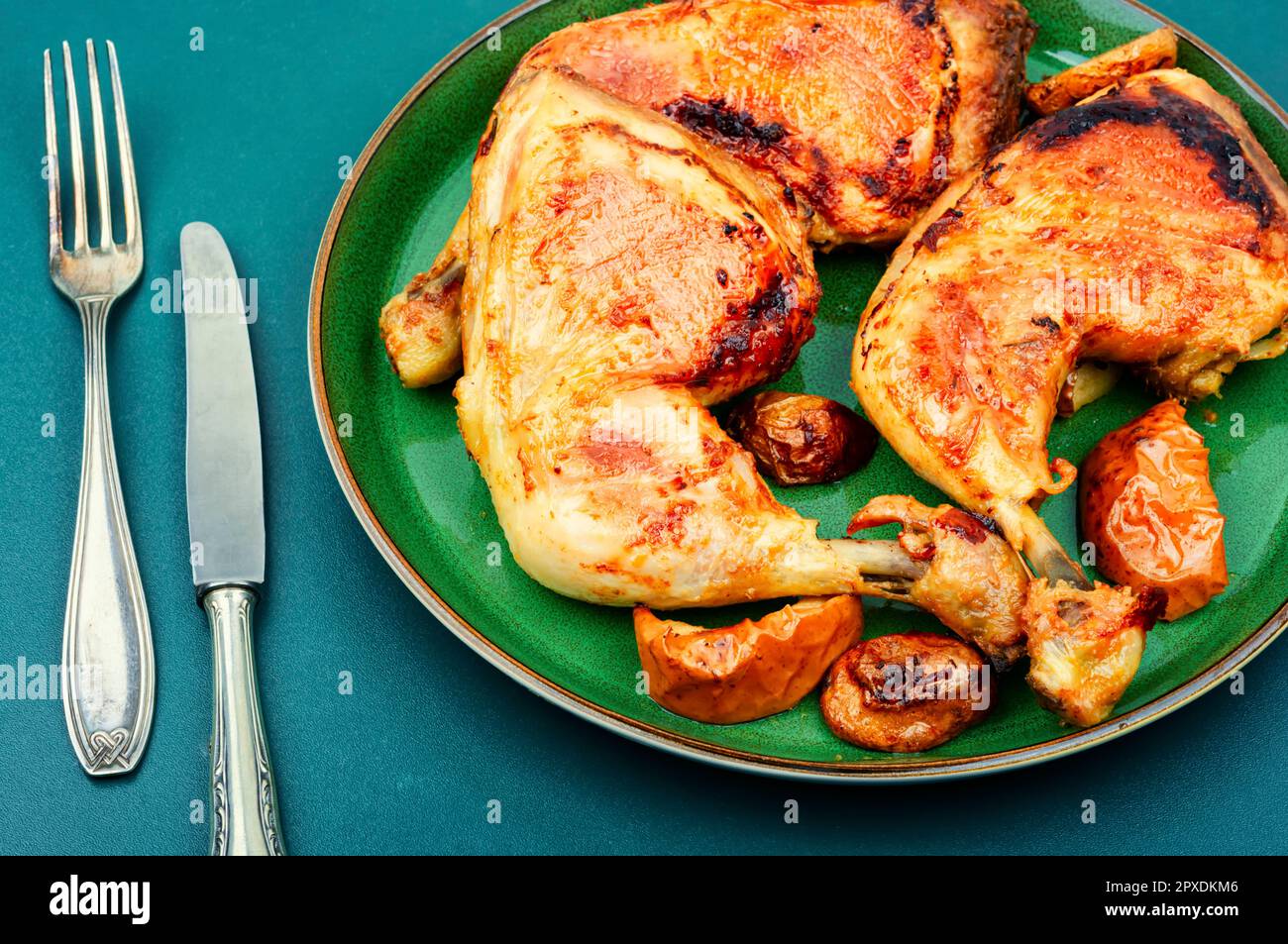 Grilled chicken leg on the plate. Cooked roasted chicken legs Stock ...