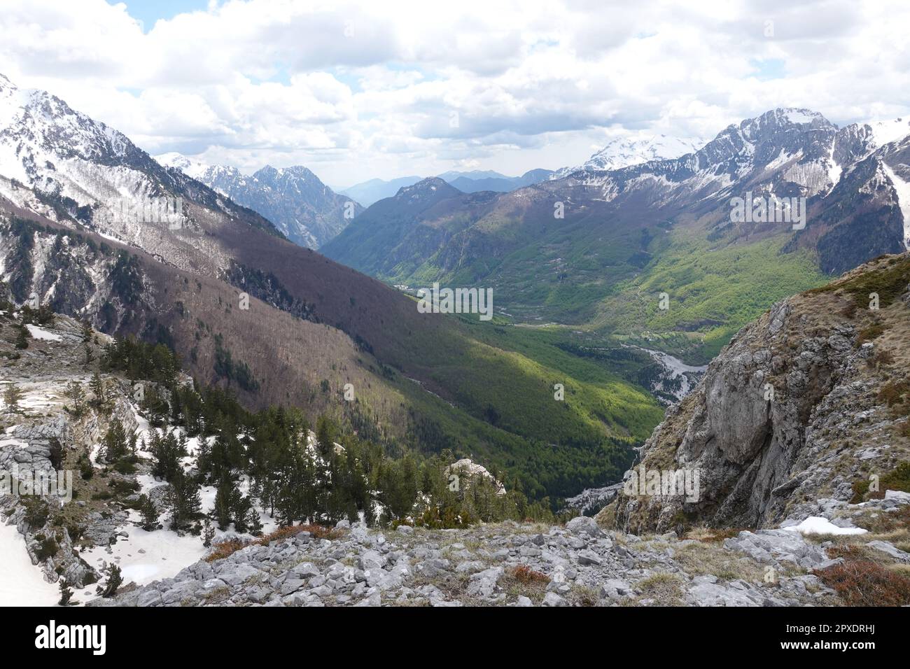 View of the Theth valley Qafa e Pejes pass, Accursed Mountains, Theth ...