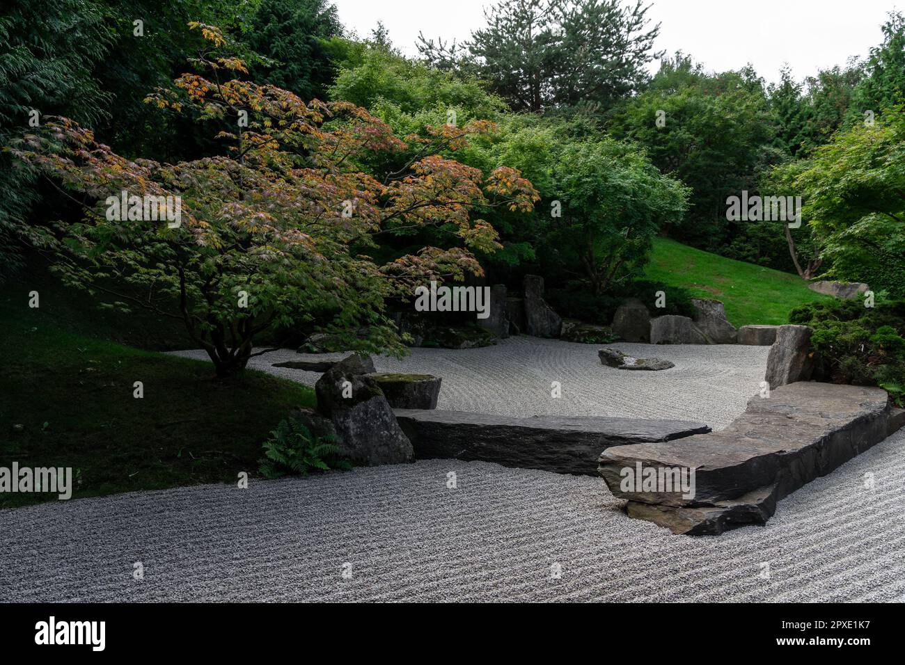 A traditional Japanese rock garden Stock Photo - Alamy