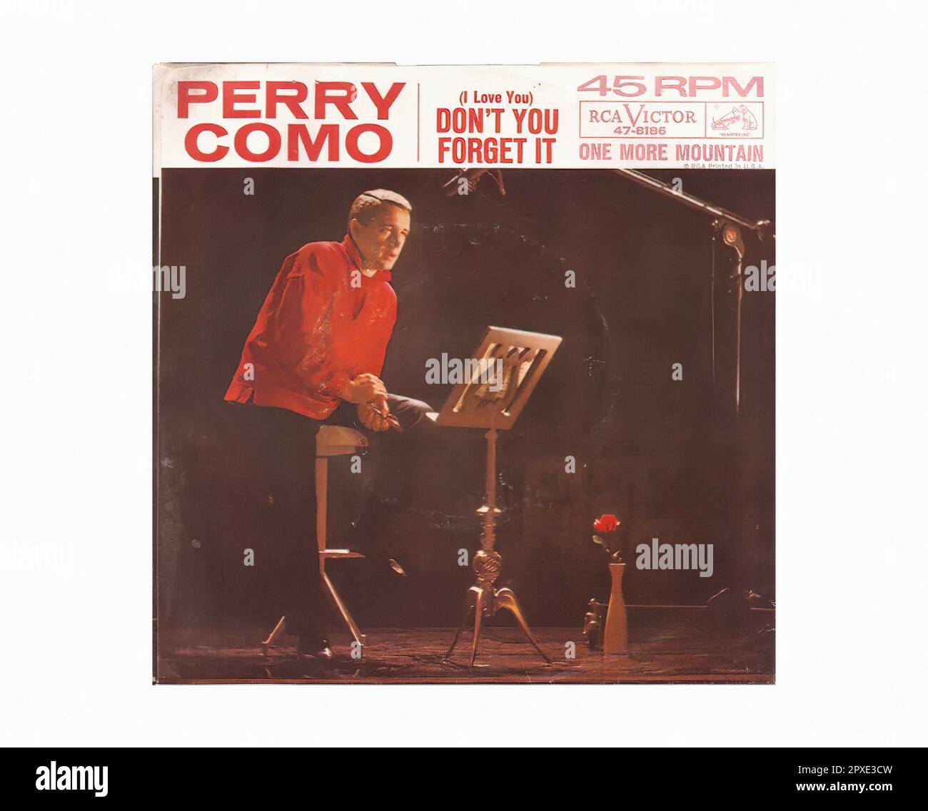 Como Perry - 1963 05 A - Vintage 45 R.P.M Music Vinyl Record Stock Photo - Alamy