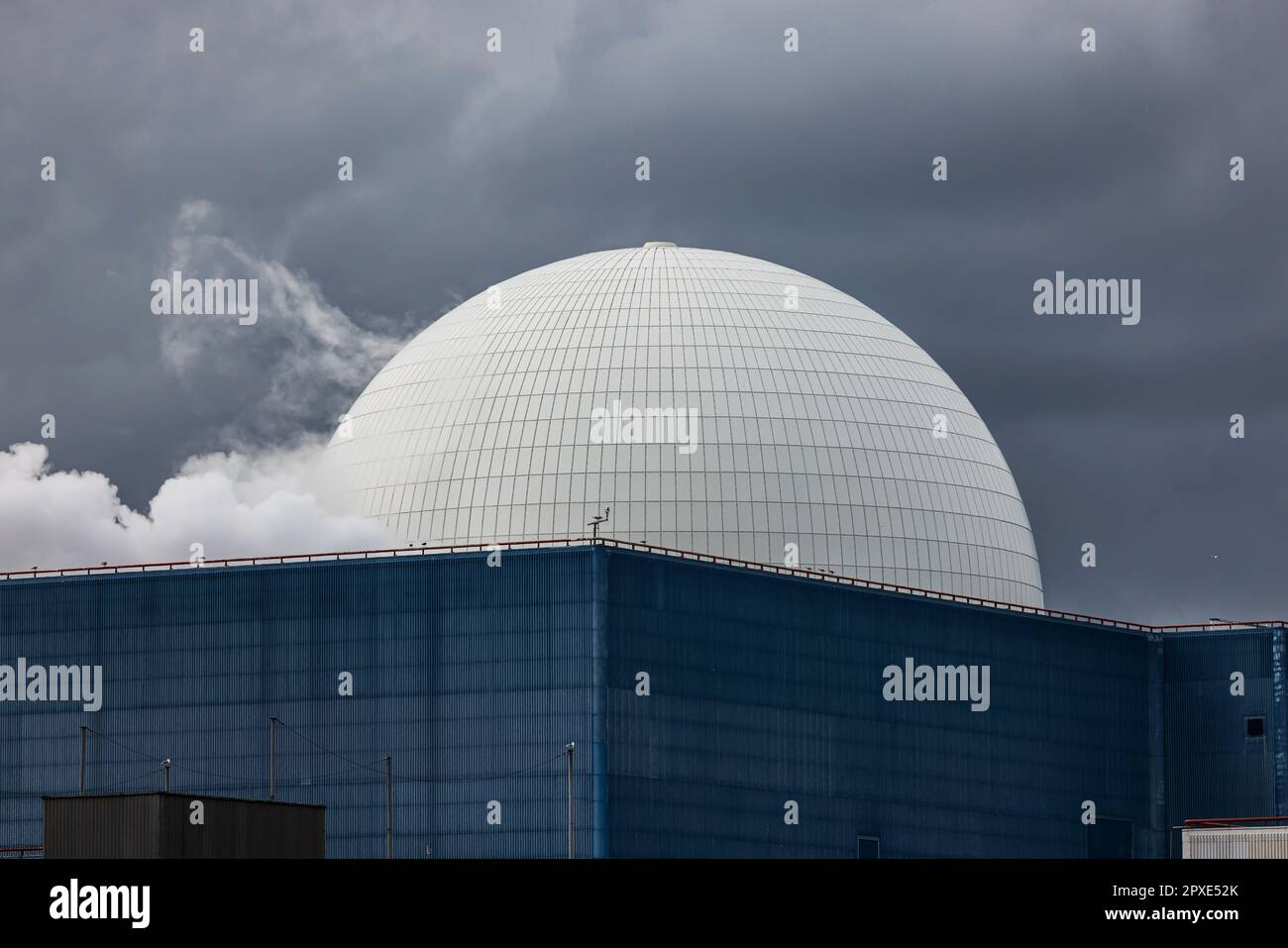 View of the Sizewell B nuclear reactor dome on the site of the upcoming ...