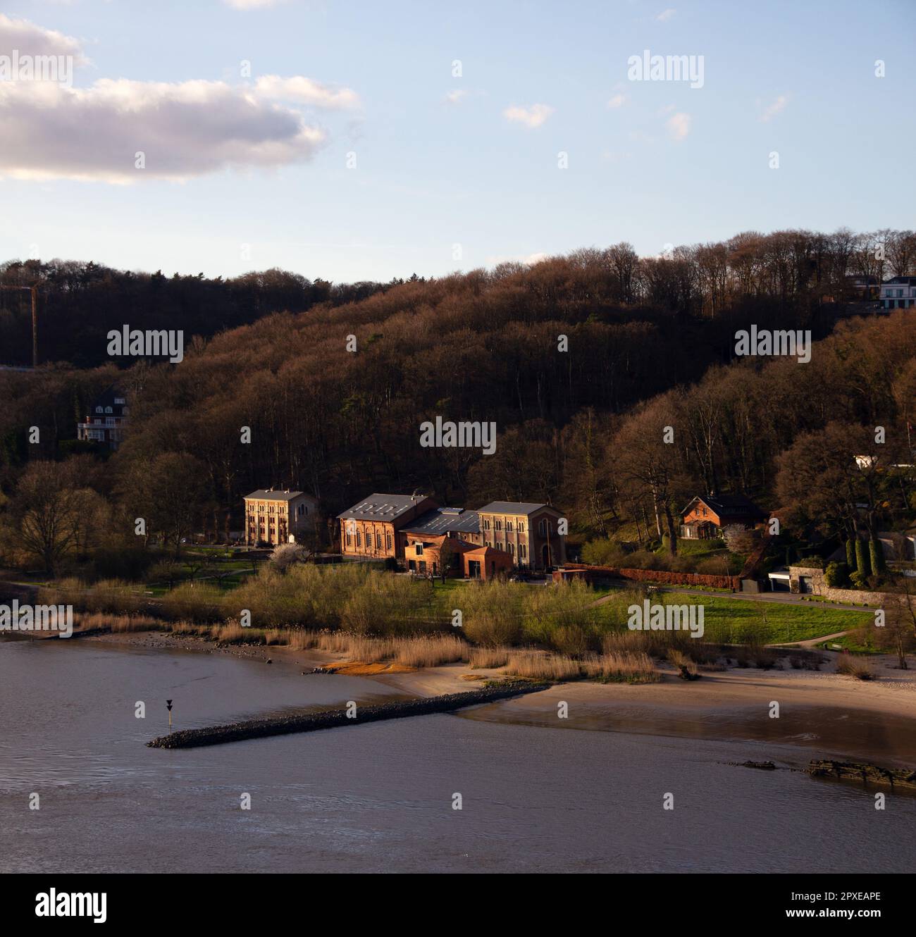 Elbe river at blankenese hi-res stock photography and images - Alamy