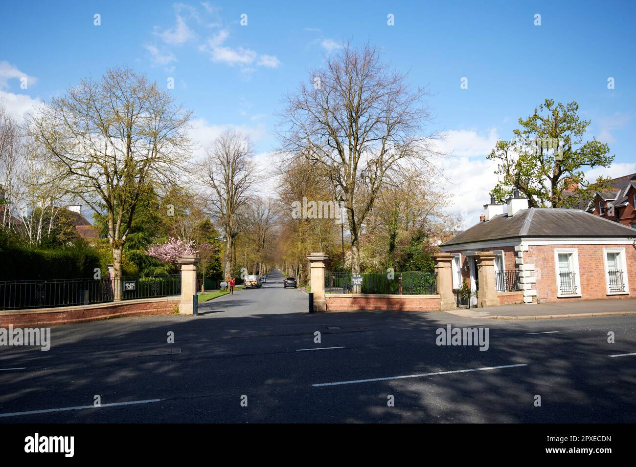 gate house malone road open entrance to malone park affluent private ... gate house malone road open entrance to malone park affluent private ...
