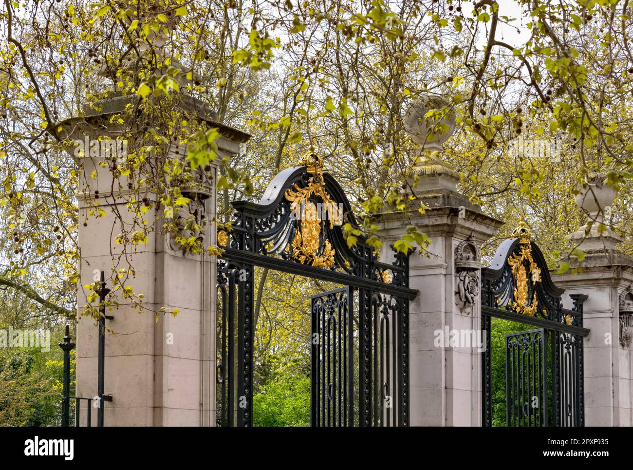 Black wrought iron gates at Queen Anne's Gate, St. James's Park London ...