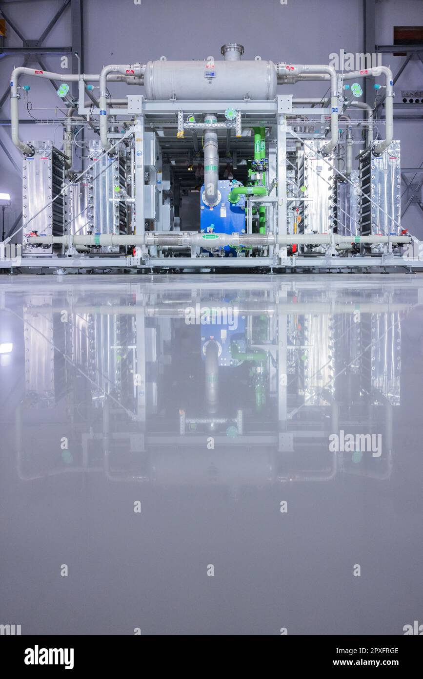 Hydrogen production electrolyzer hi-res stock photography and images ...