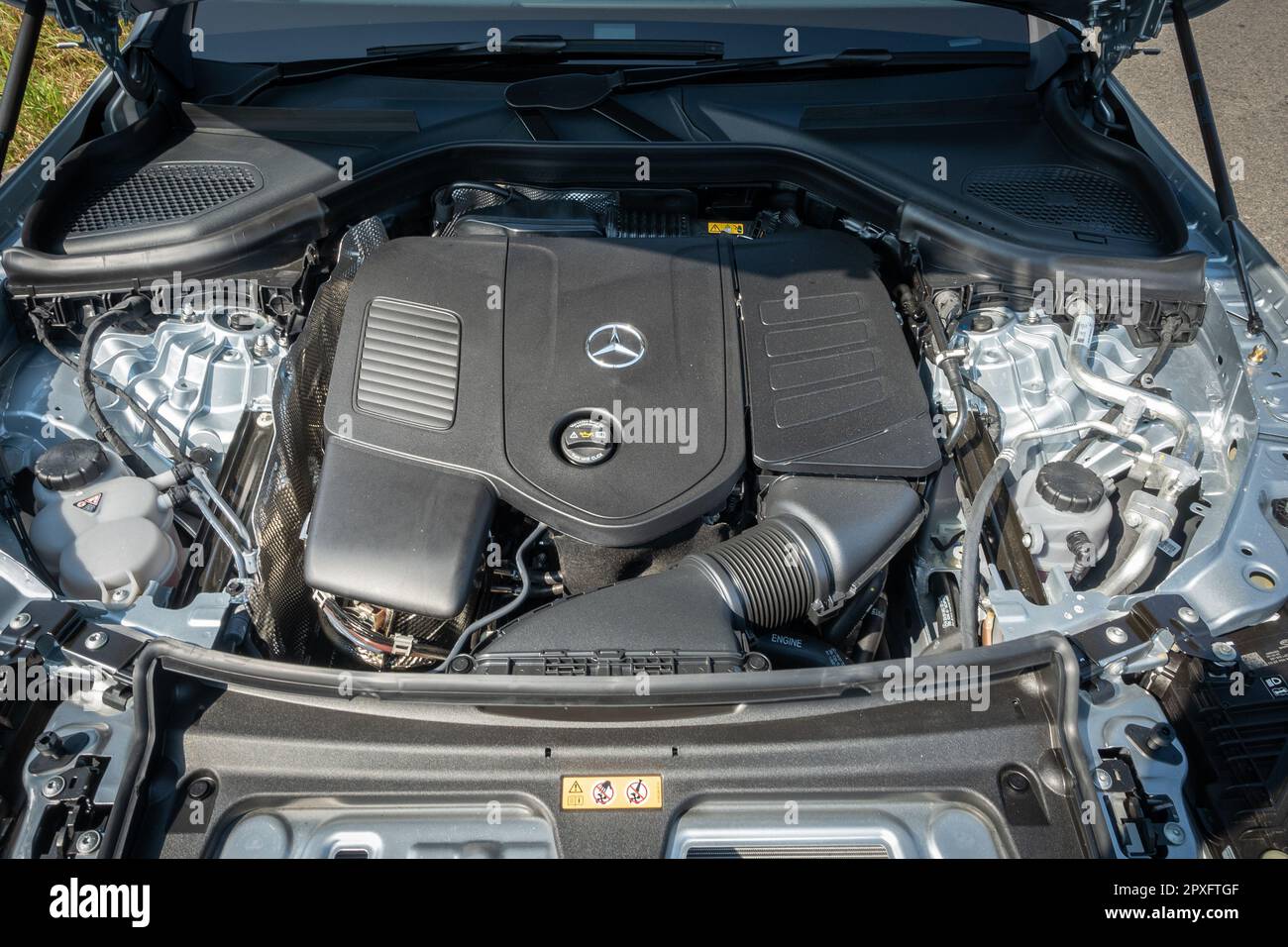 Hong Kong, China Jan 15 , 2023 : Mercedes-Benz GLS SUV 2023 Engine Jan ...