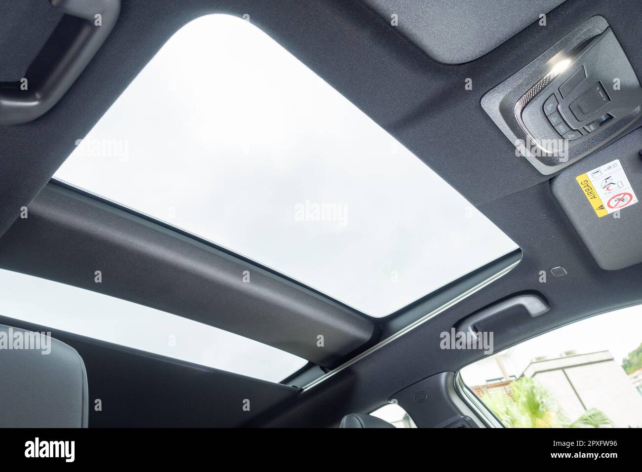 Hong Kong, China March 28 , 2023 : Toyota Corolla Cross 2023 sunroof ...