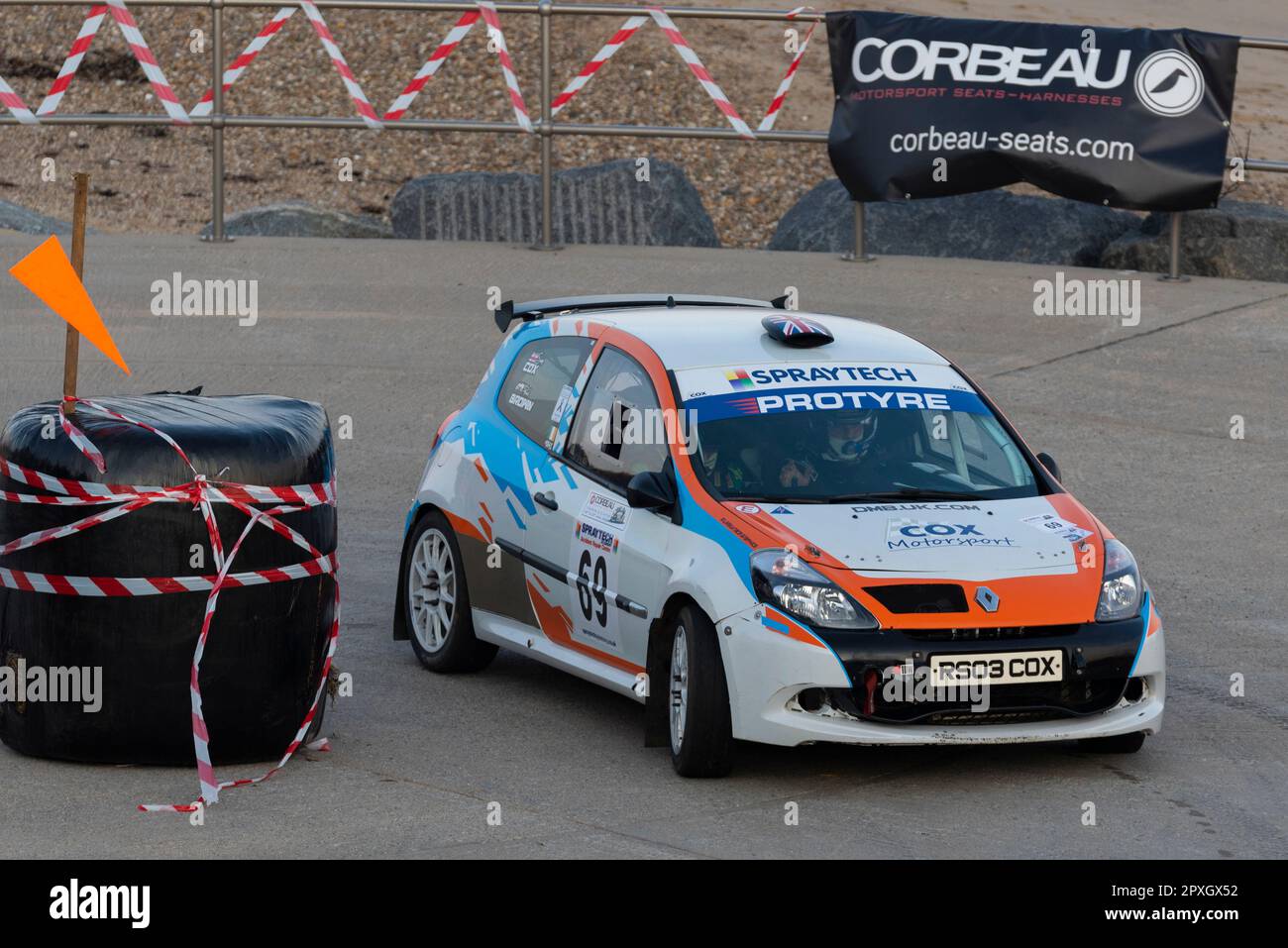 Sam Cox racing a 2010 Renault Clio Cup 3 competing in the Corbeau Seats ...