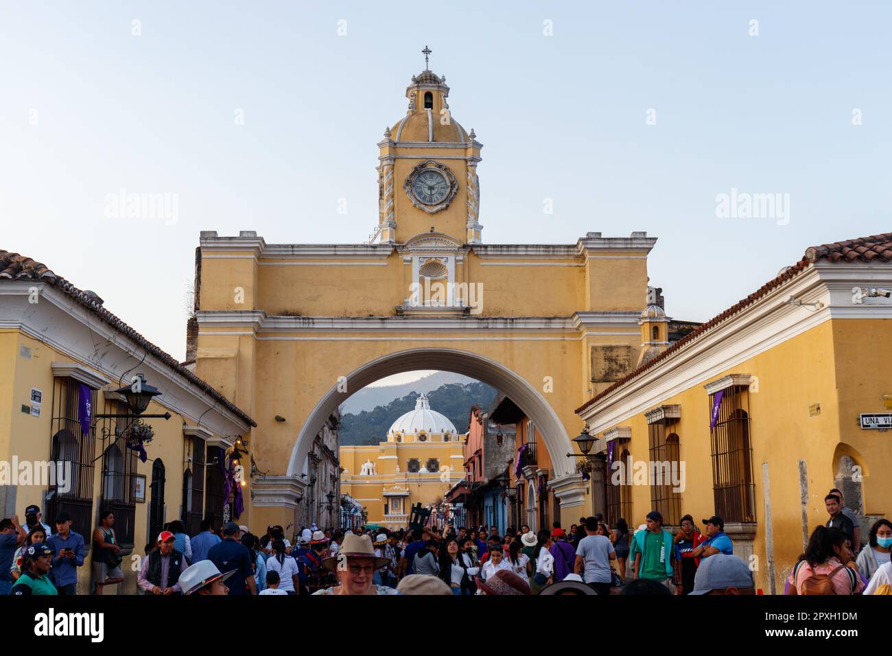 Antigua Guatemala 5 april 2023: Cityscape of the main street and yellow ...