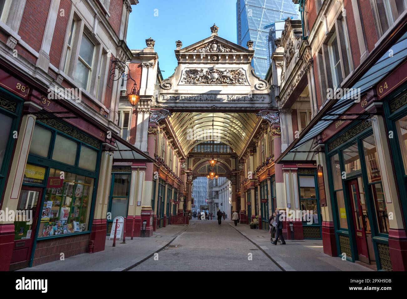 Entrance to 14th century Leadenhall market with shops, cafes ...