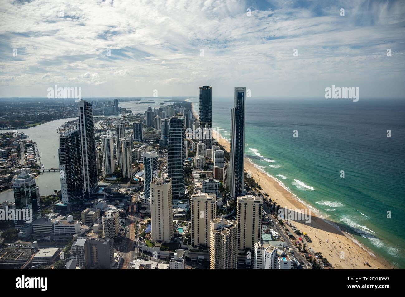 Skypoint hi-res stock photography and images - Alamy