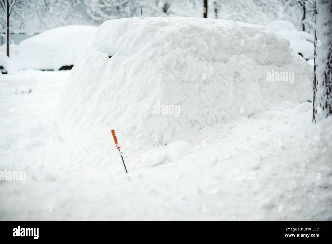 A large mound of freshly fallen snow in a winter landscape Stock Photo ...