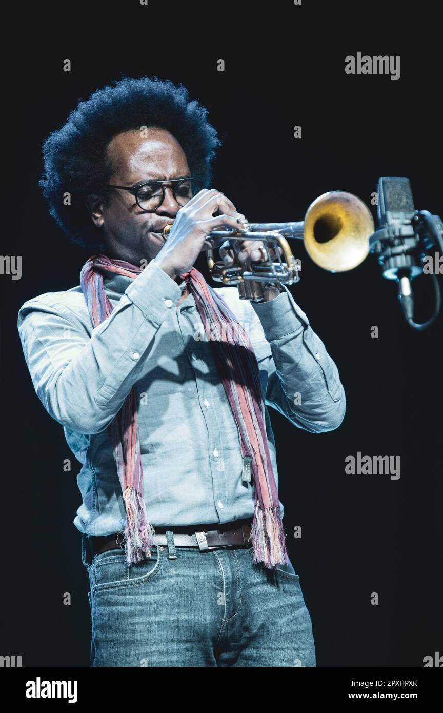 Steve coleman and five elements hi-res stock photography and images - Alamy