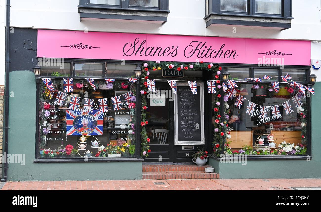 Cafes coronation cafe hi-res stock photography and images - Alamy