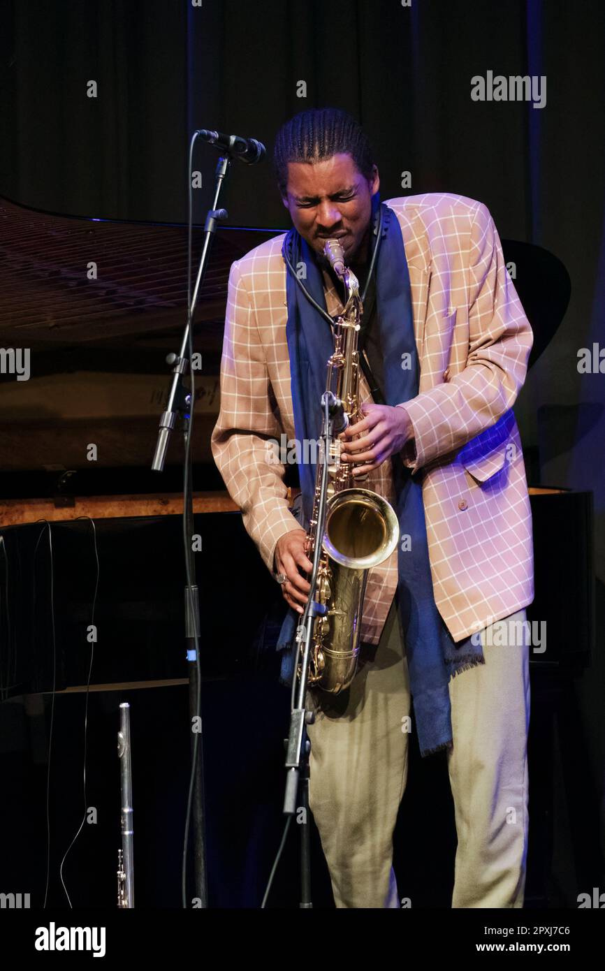 Xhosa Cole performing with Black Top at the Cheltenham Jazz Festival ...