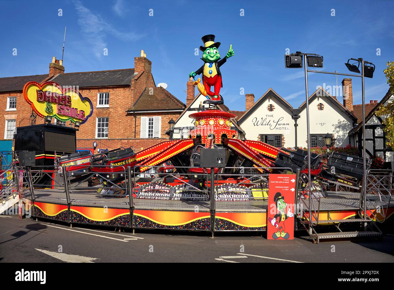 Jiminy cricket hi-res stock photography and images - Alamy