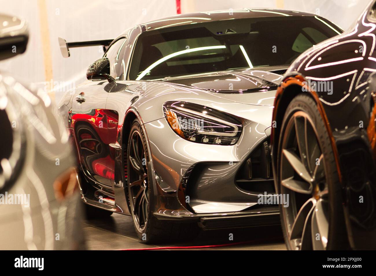 Supercar contrast hi-res stock photography and images - Alamy